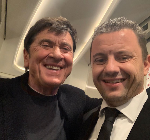 Cernusco: Andrea Panzeri in treno con Morandi e Amadeus - Merateonline