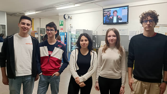 Merate: la realtà aumentata degli studenti dell'Agnesi a Modena ...